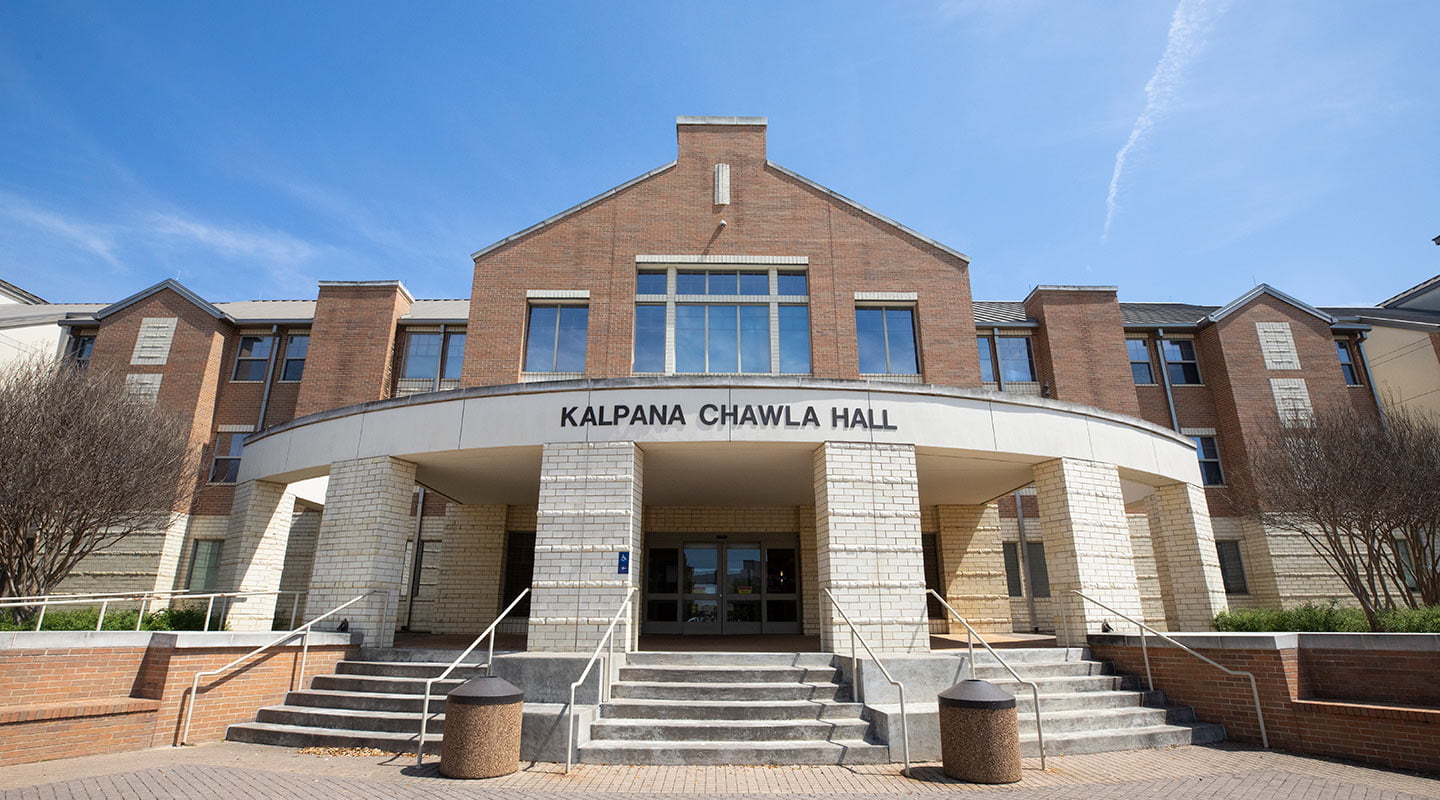 Residence Halls - Housing - The University of Texas at Arlington
