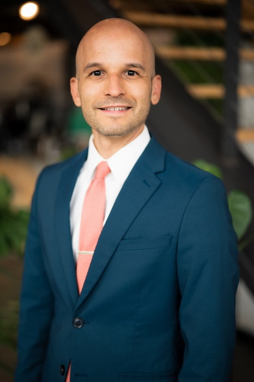 Marketing: Faculty and Staff - College of Business - The University of ...