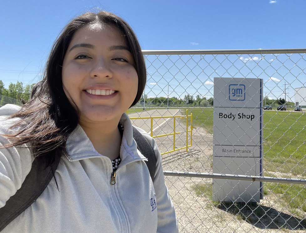 Cindy Cruz-Rodriguez - College of Engineering - The University of Texas ...