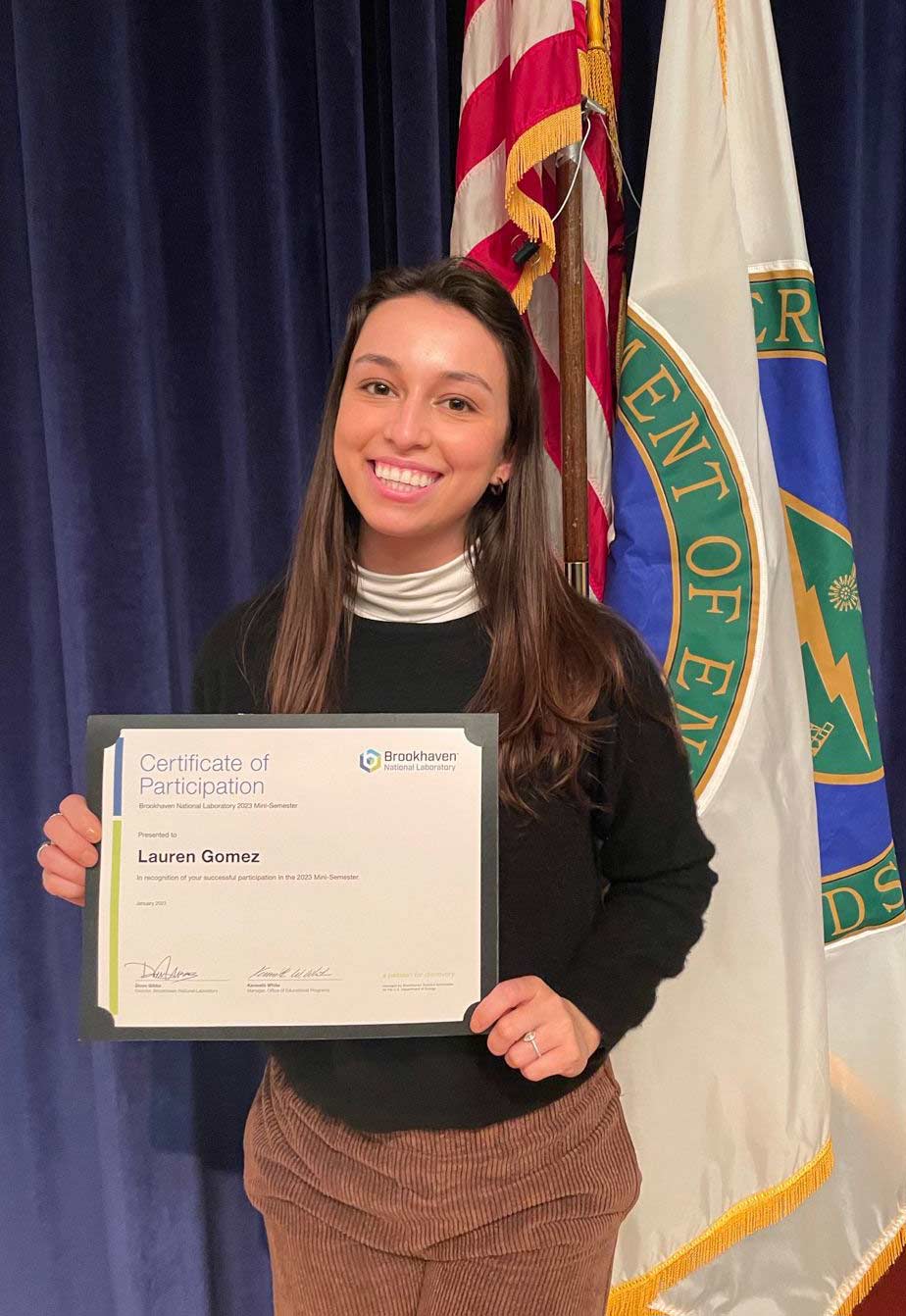 Lauren Gomez - College of Engineering - The University of Texas at ...