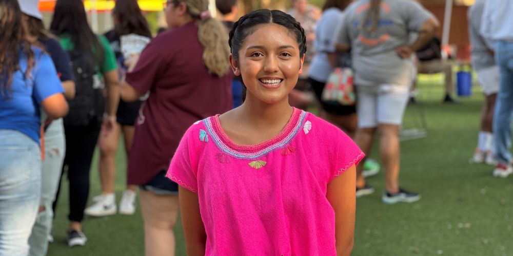 Mavericks connect with fellow students at UTA welcome events - News ...