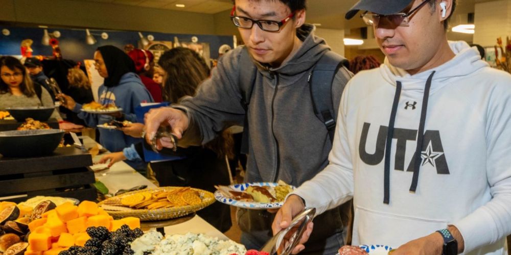 Tonight we’re gonna feast like it’s 1599 - News Center - The University ...