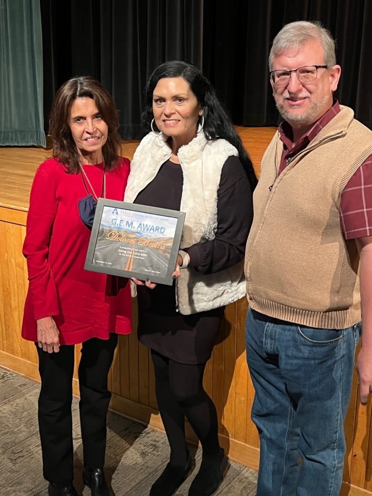 Social Work honors employees for outstanding service in 2021 - School ...