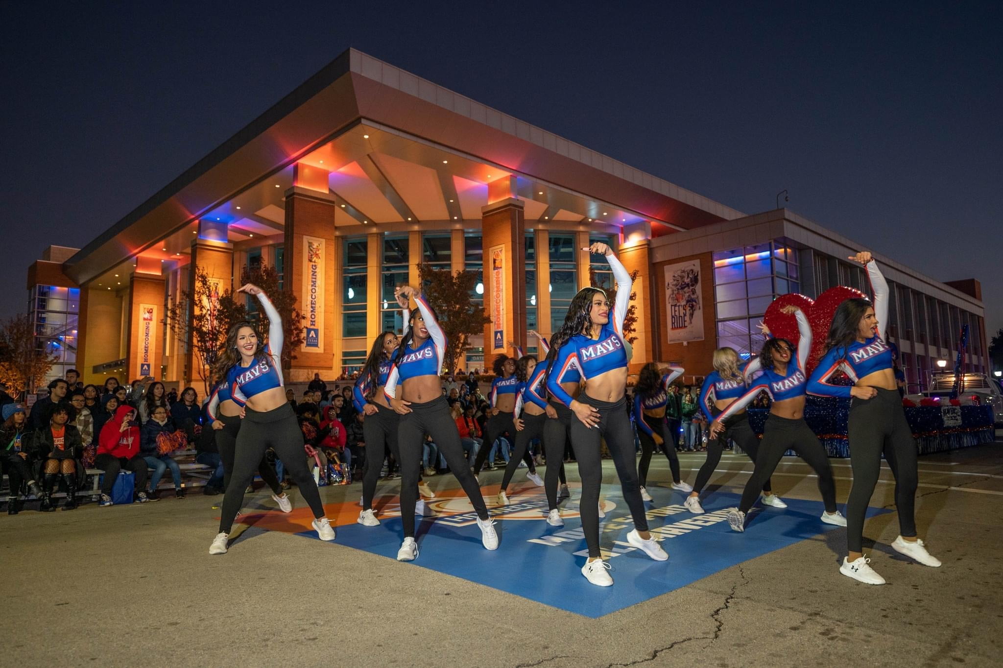 Dance - Spirit Groups - The University of Texas at Arlington