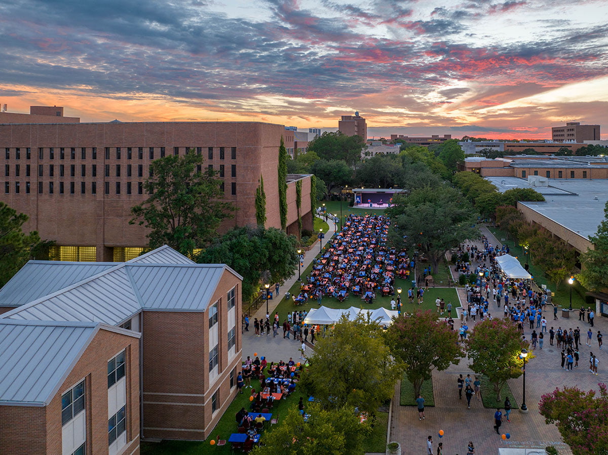 Parent & Family Center - The University of Texas at Arlington