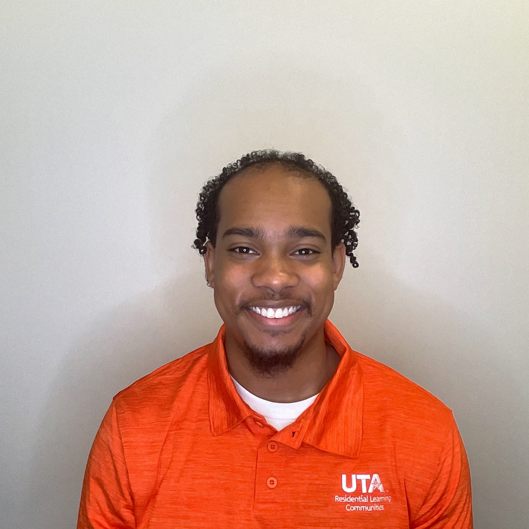 Residential Peer Mentors - Division of Student Success - The University ...